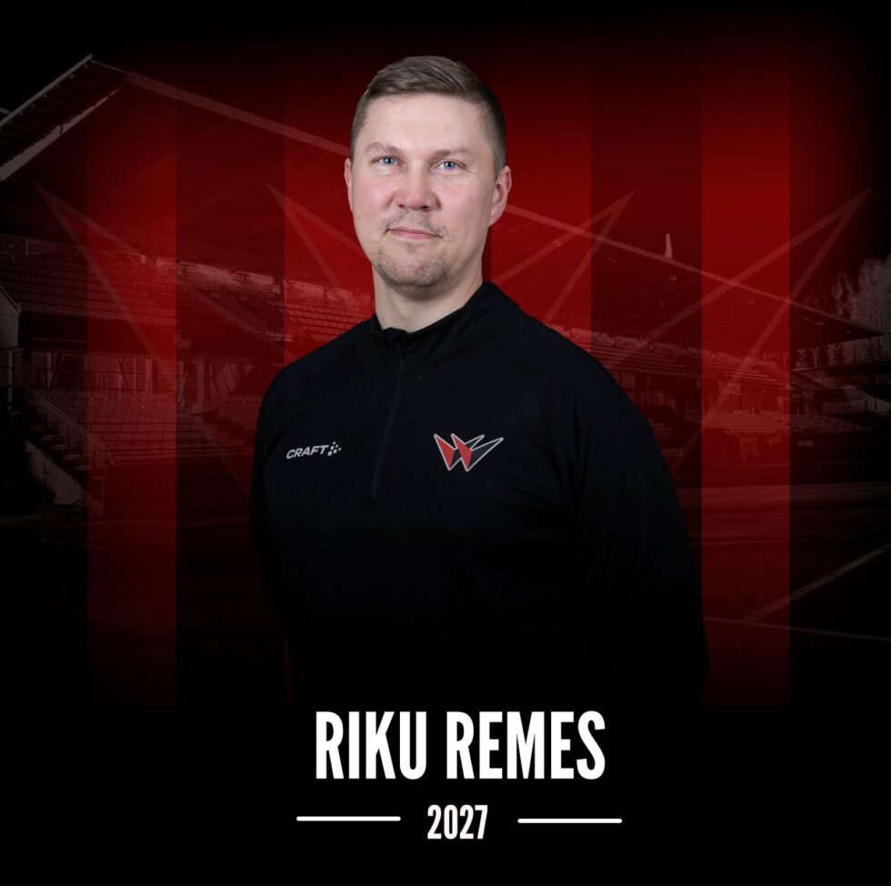Riku Remes jatkaa PK-35 Vantaan päävalmentajana vuoteen 2027 asti | PK ...